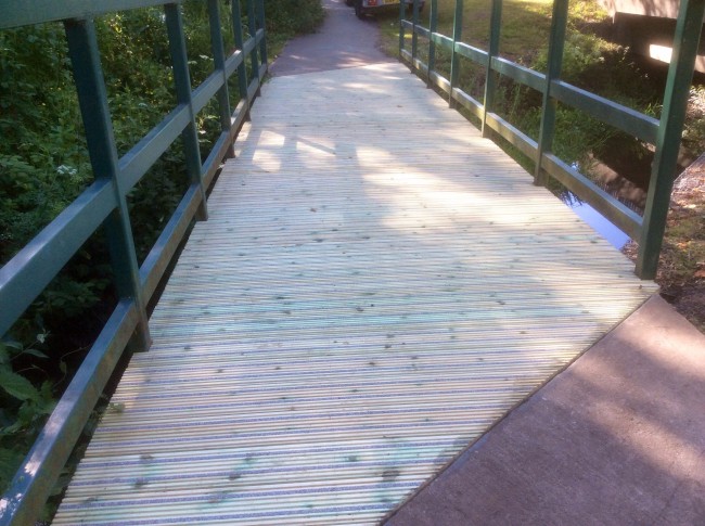 Timber bridge deck | Arwyn Parry | Construction & Excavation Services ...